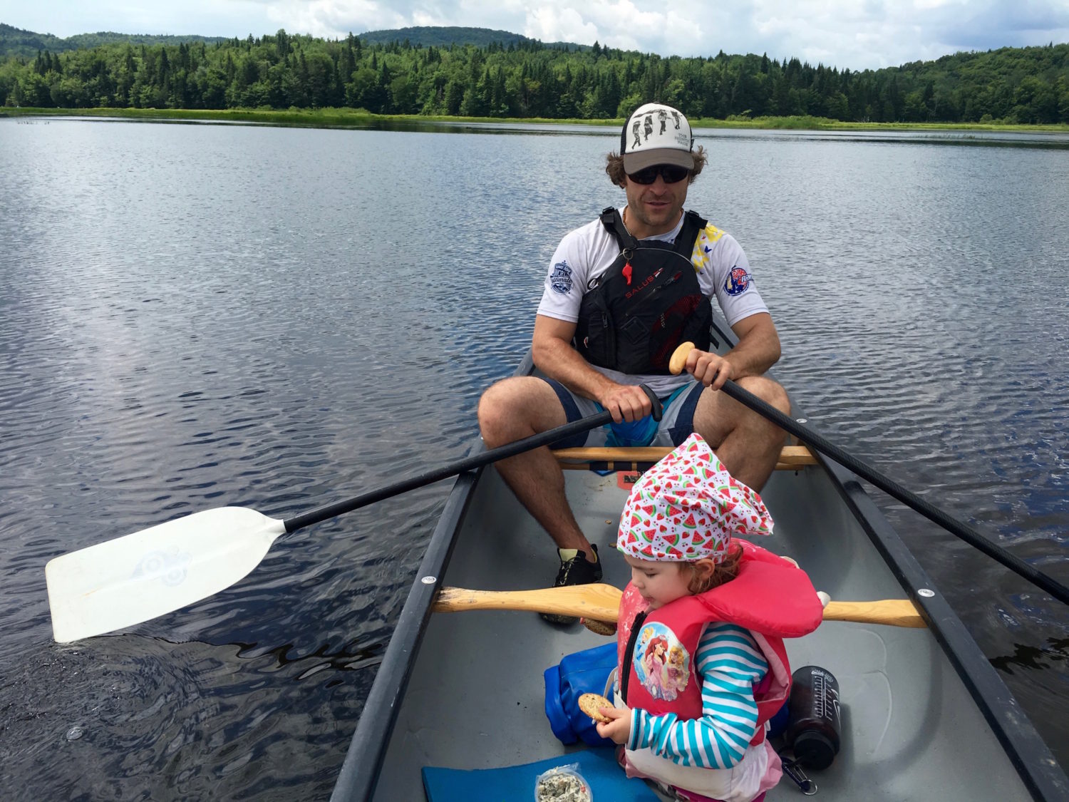 En canot avec ti-mousse - Ti-Mousse dans Brousse